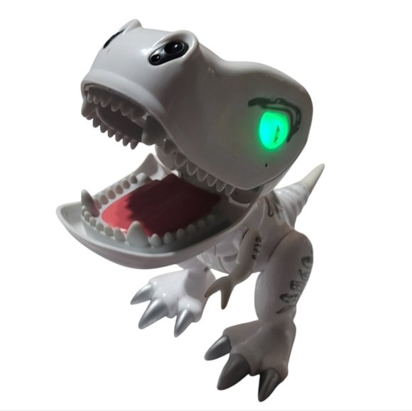 Spin Master | Toys | Zoomer Chomplingz White 8 Dino Trex Spinmaster ...